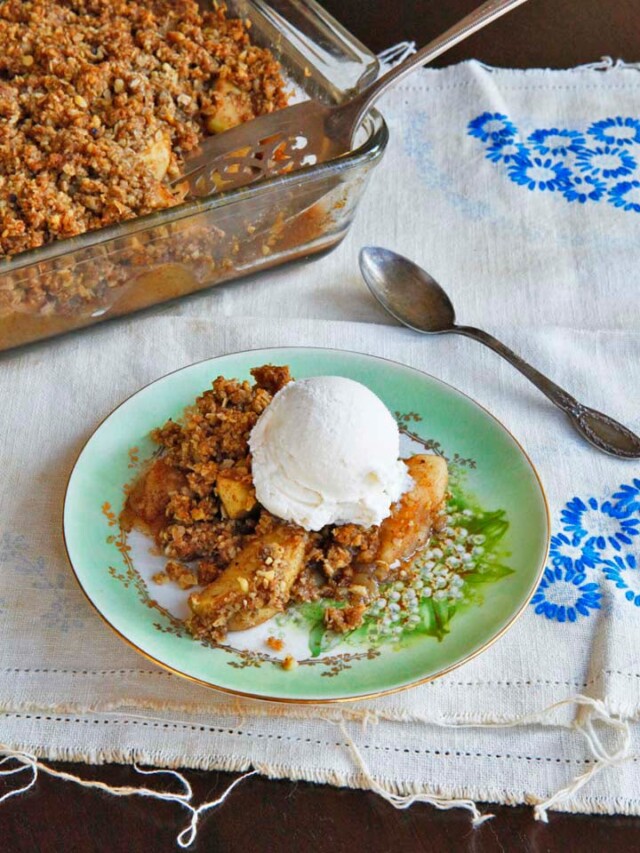 Johnny Appleseed-Inspired Old Fashioned Oat Nut Apple Crisp by Tori Avey