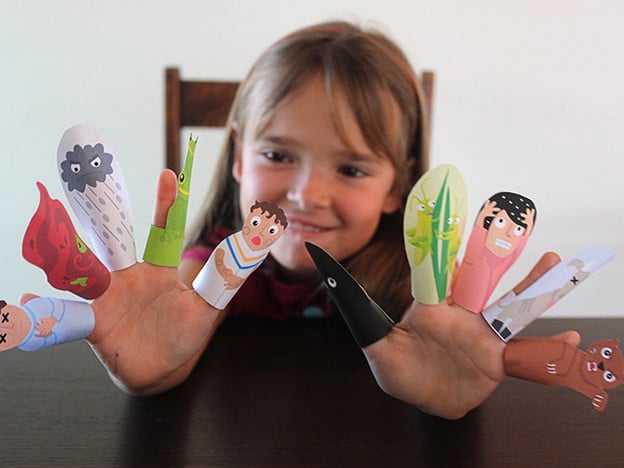 Passover Finger Puppets - Ten Plagues Craft for Kids | Tori Avey