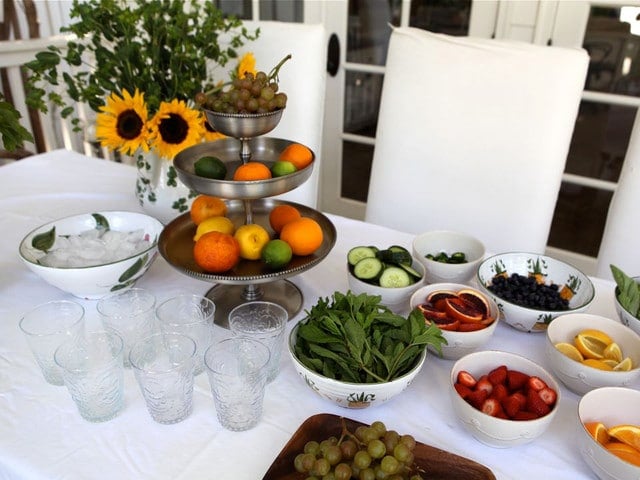 Spritzer Bar Guide - Create Refreshing Spritzers with Tori Avey